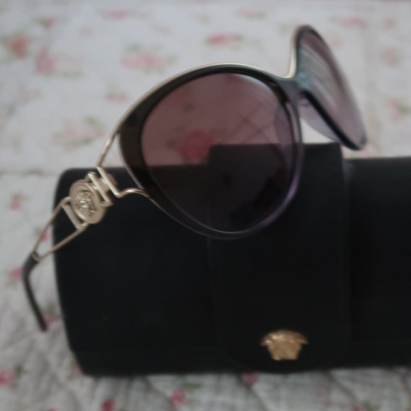 Versace | Accessories | Authentic Versace Sunglasses Mod 4233 67 Gold ...
